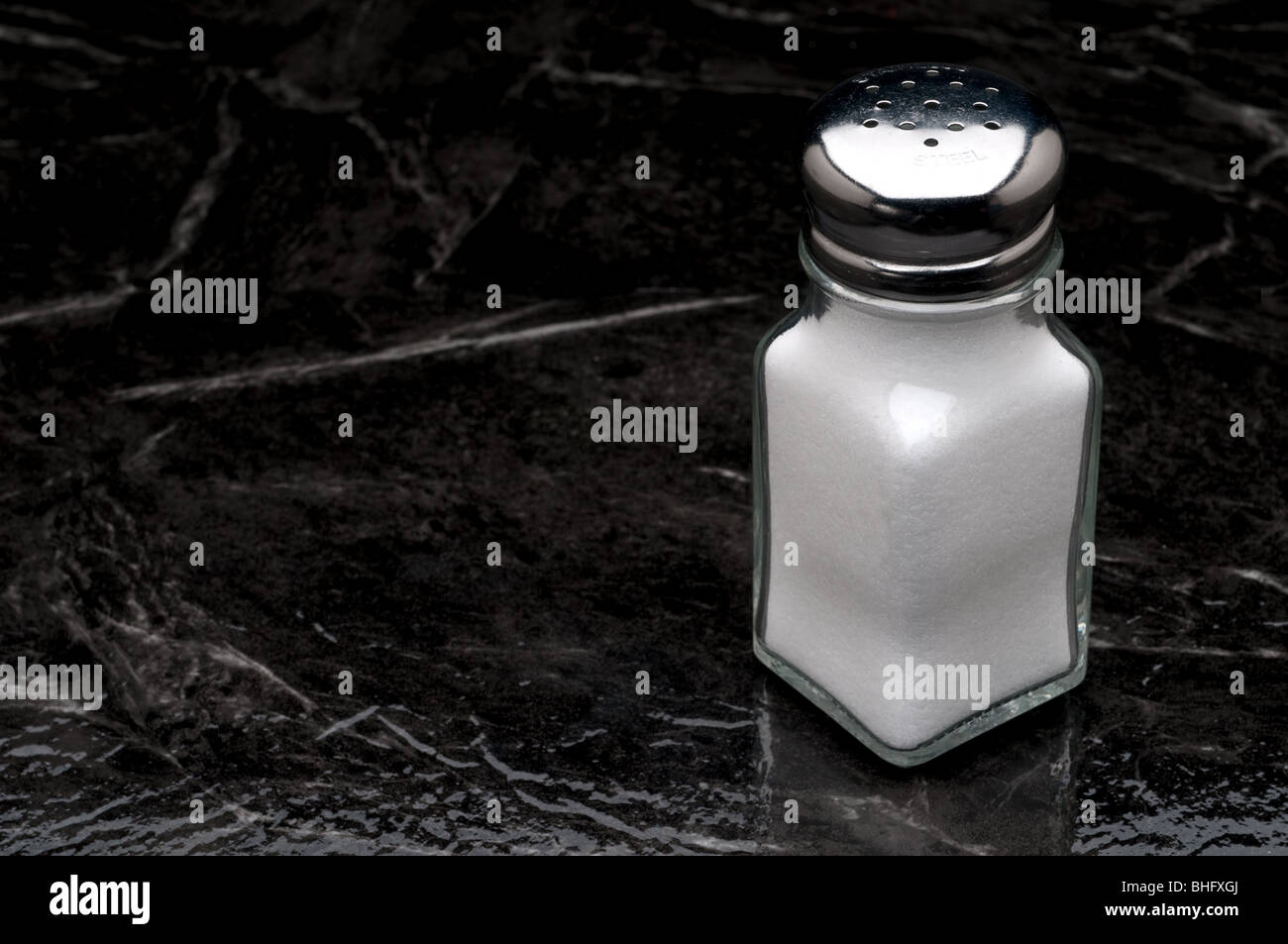 Salt shaker hi-res stock photography and images - Alamy