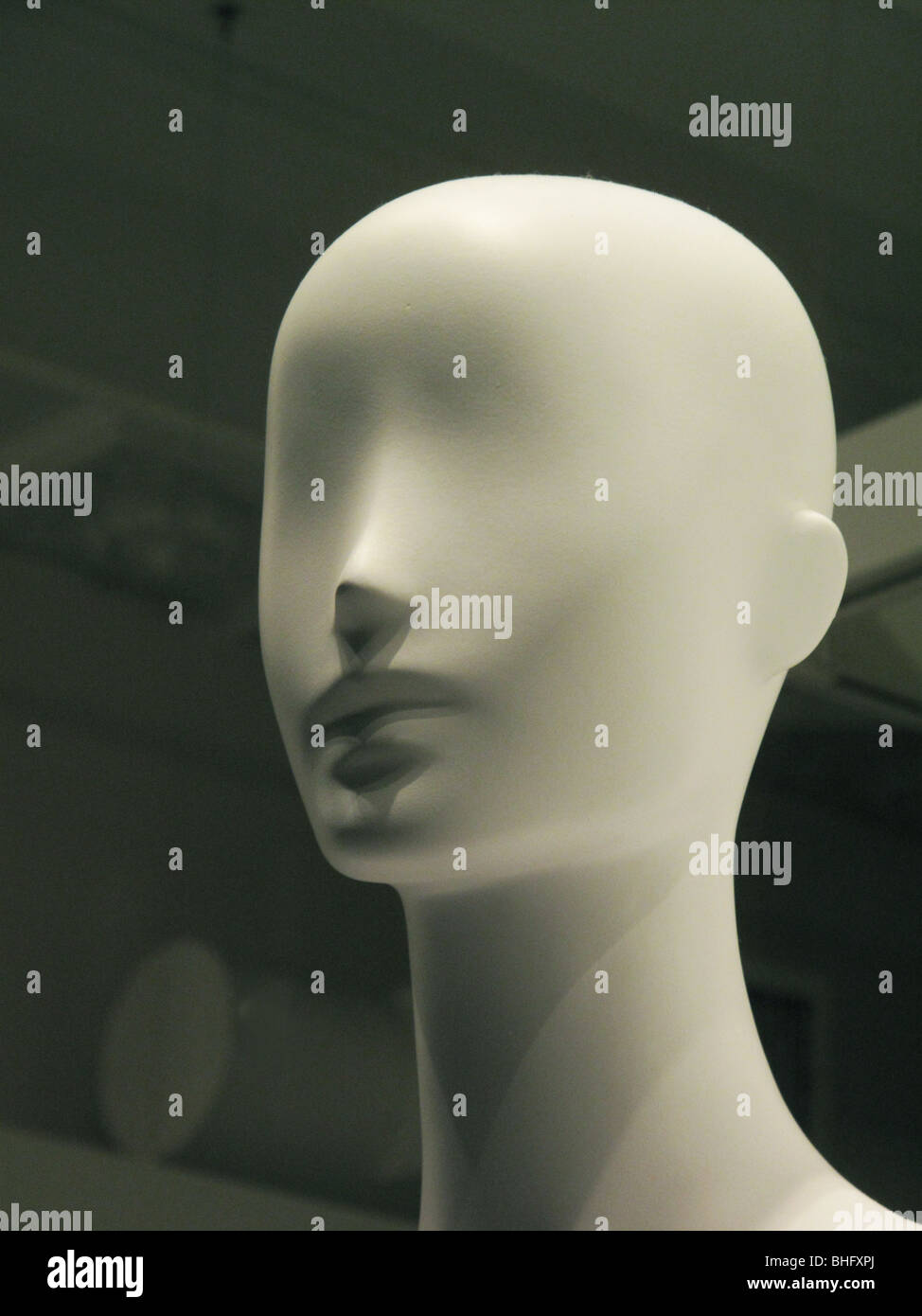 Mannequin body parts hi-res stock photography and images - Alamy