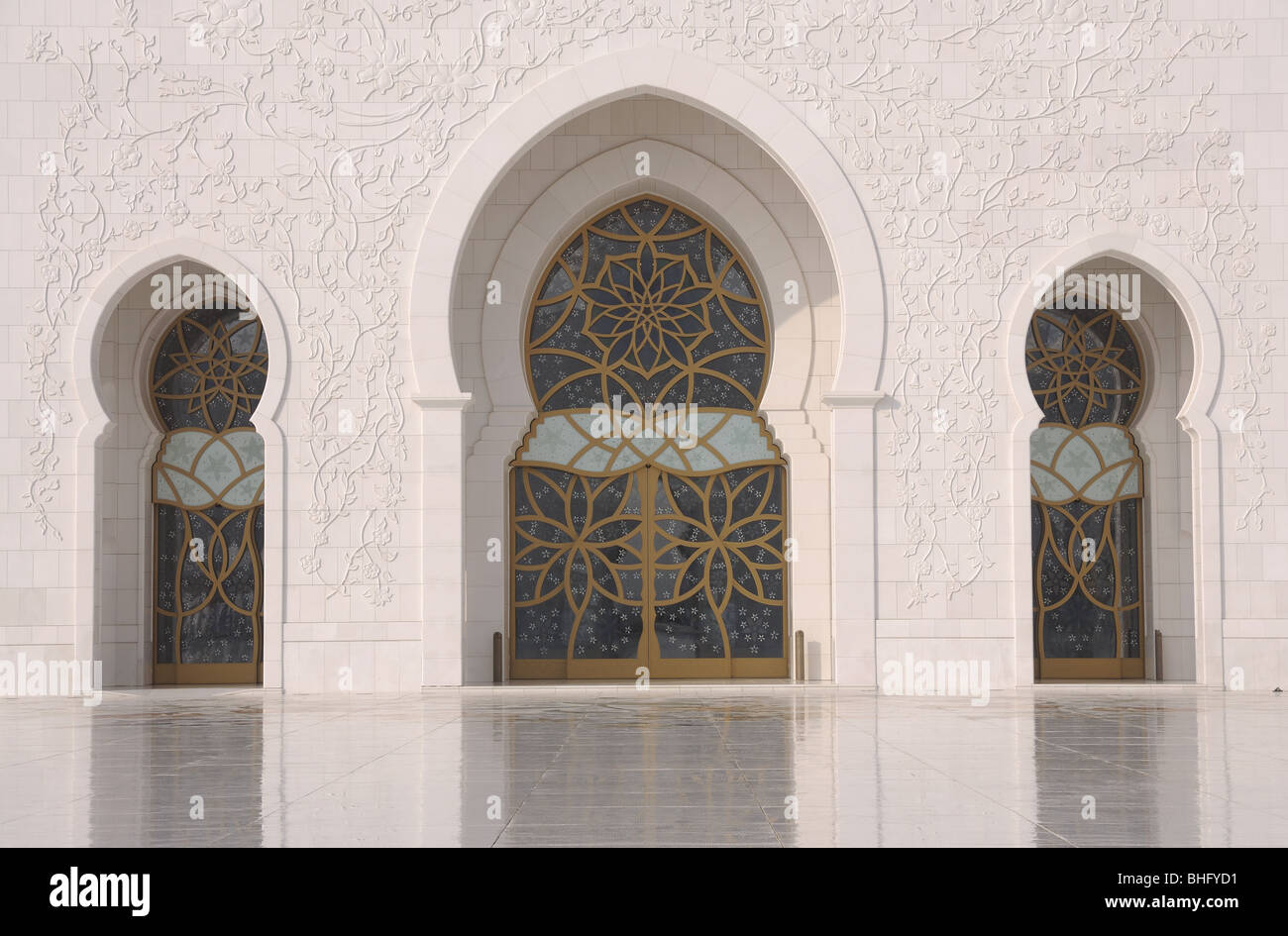 Doors of the Sheikh Zayed Mosque in Abu Dhabi, UAE Stock Photo - Alamy