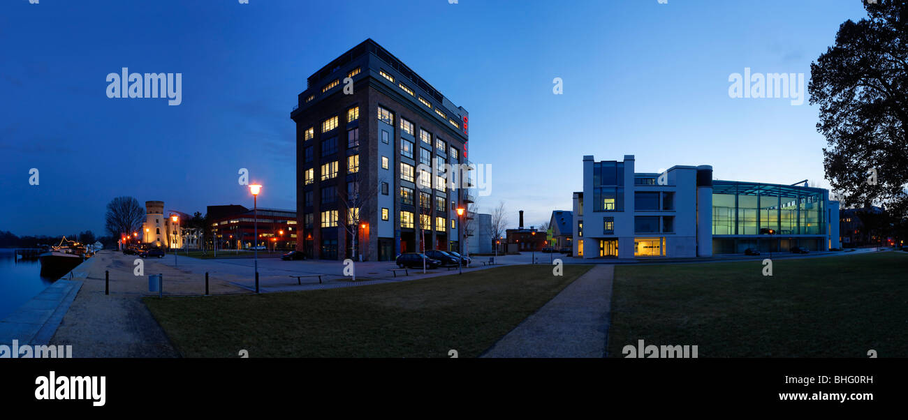 Office building and VW Design Center, Potsdam, Brandenburg, Germany ...