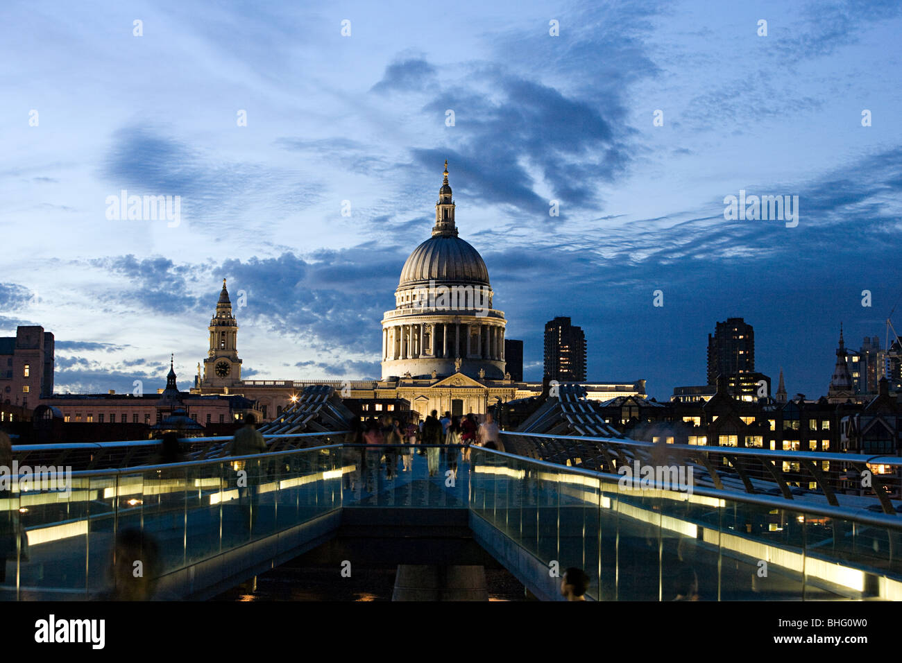 Millennium bridge and st pauls cathedral Stock Photo - Alamy