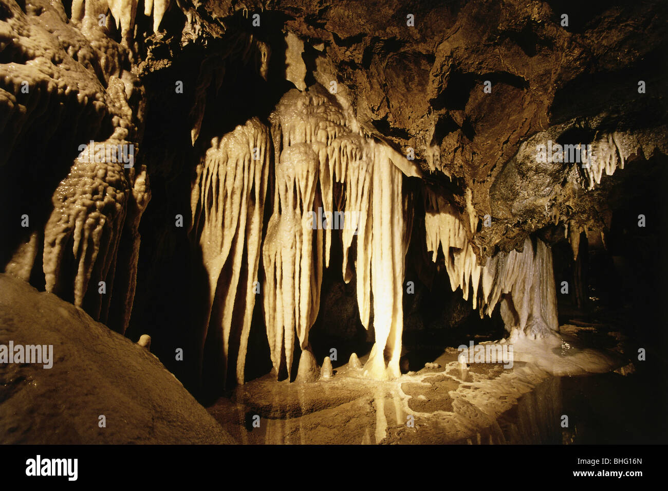 Grotta Del Vento High Resolution Stock Photography and Images - Alamy