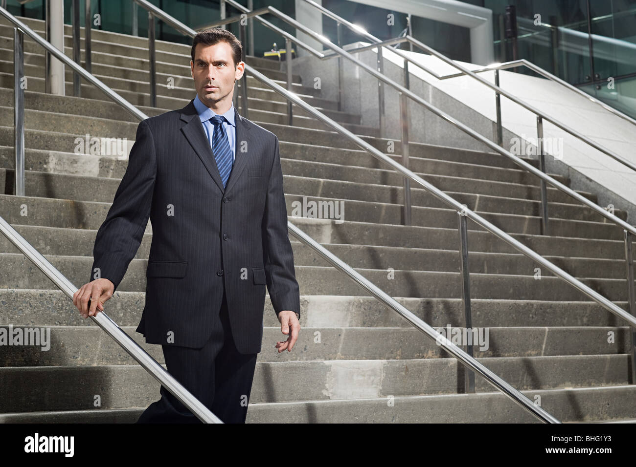 Descending pattern hi-res stock photography and images - Alamy