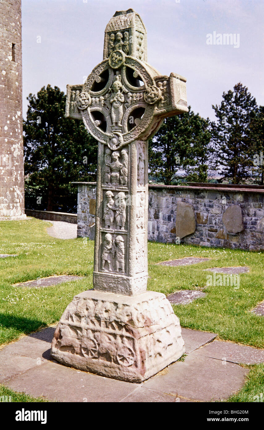 Irish Celtic High Cross, Clonmacnoise, Ireland. 9th century. Artist ...