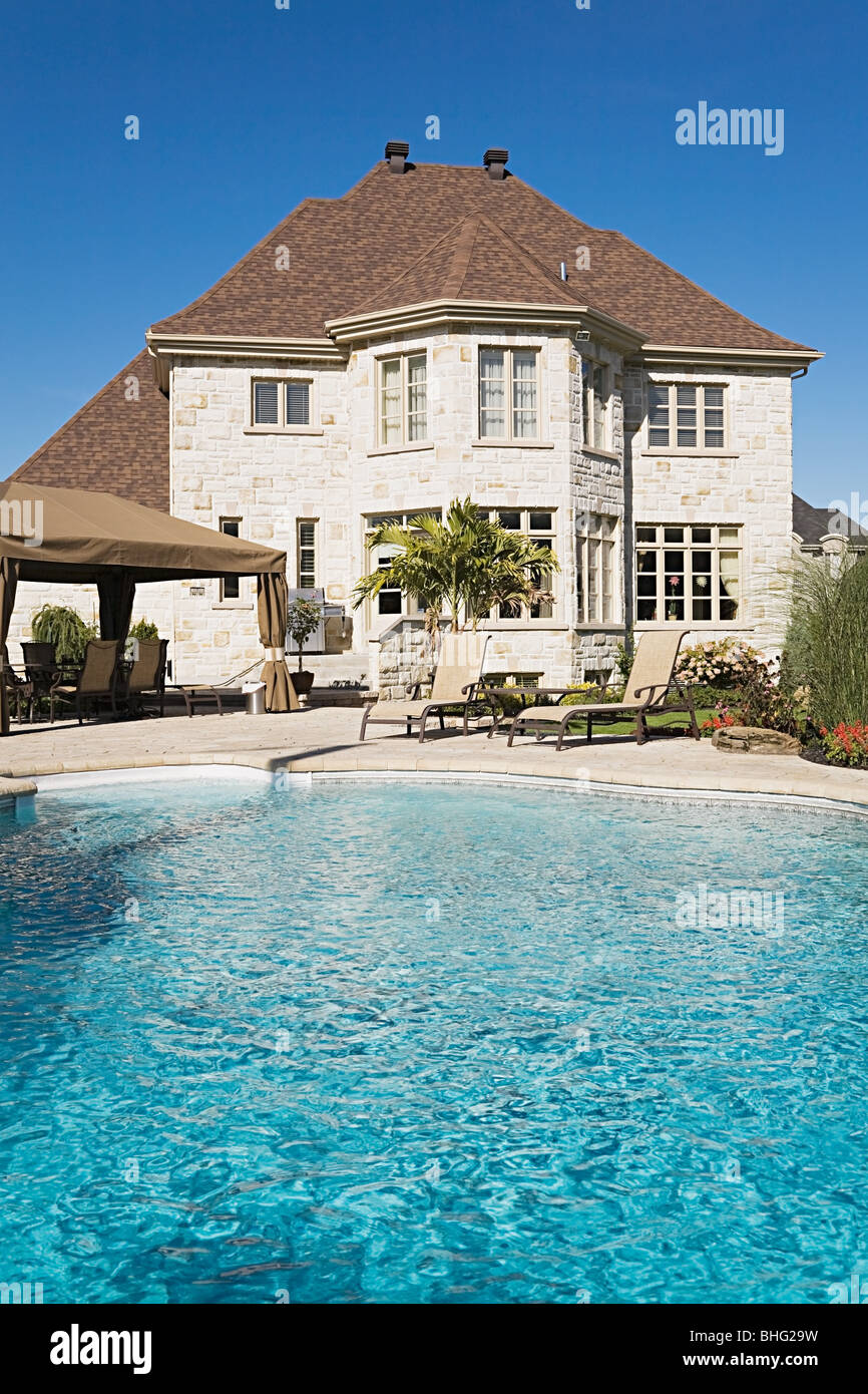 House with swimming pool Stock Photo - Alamy
