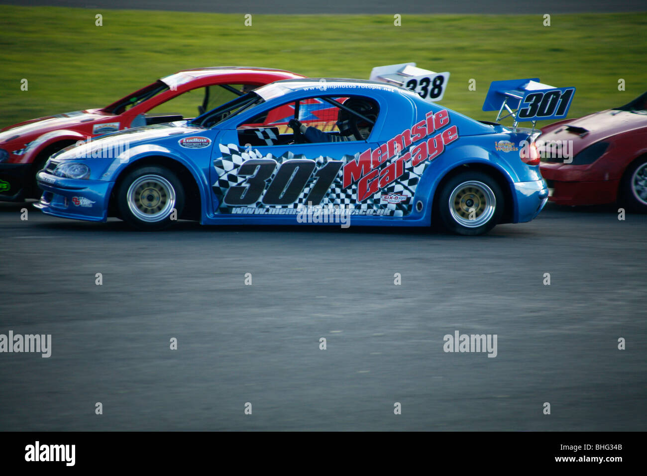 Stock cars racing at Knockhill in Fife, Scotland Stock Photo - Alamy