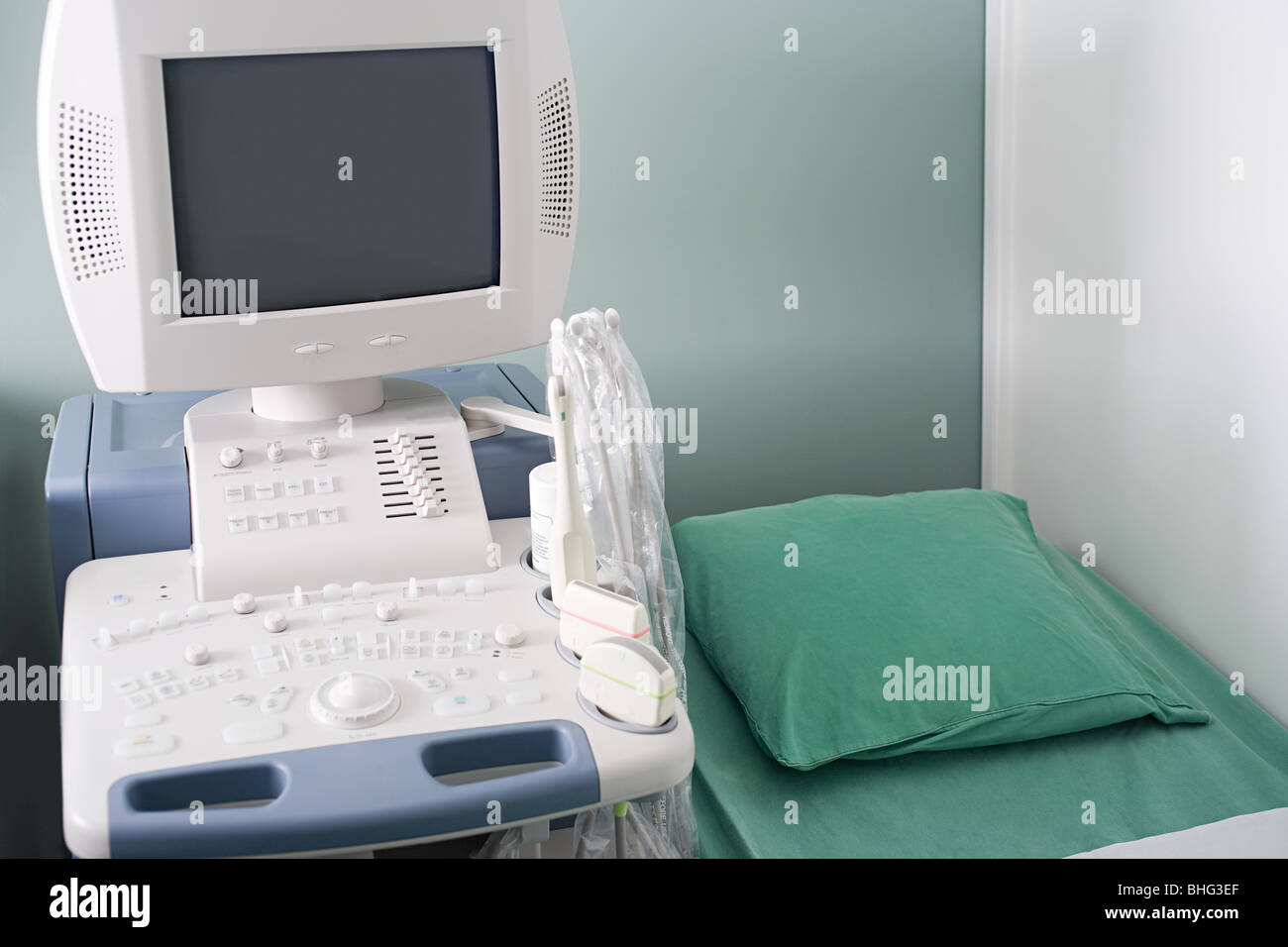 Machine monitor hi hi-res stock photography and images - Alamy