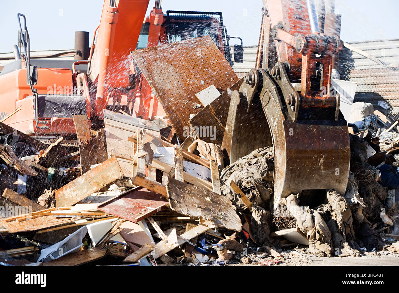 Demolition tips hi-res stock photography and images - Alamy