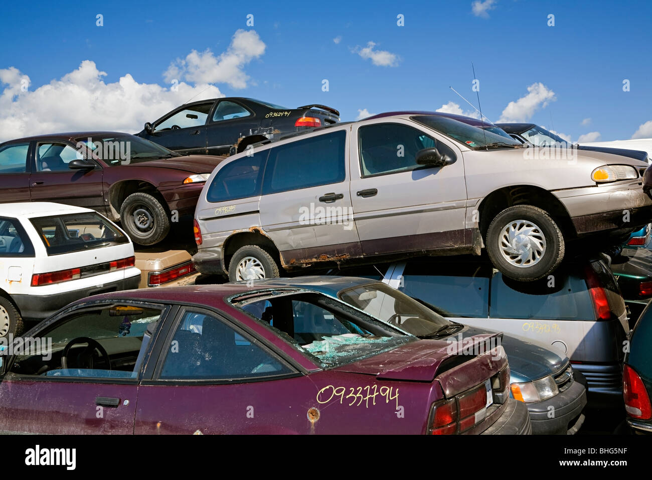 Car yard plant hi-res stock photography and images - Alamy
