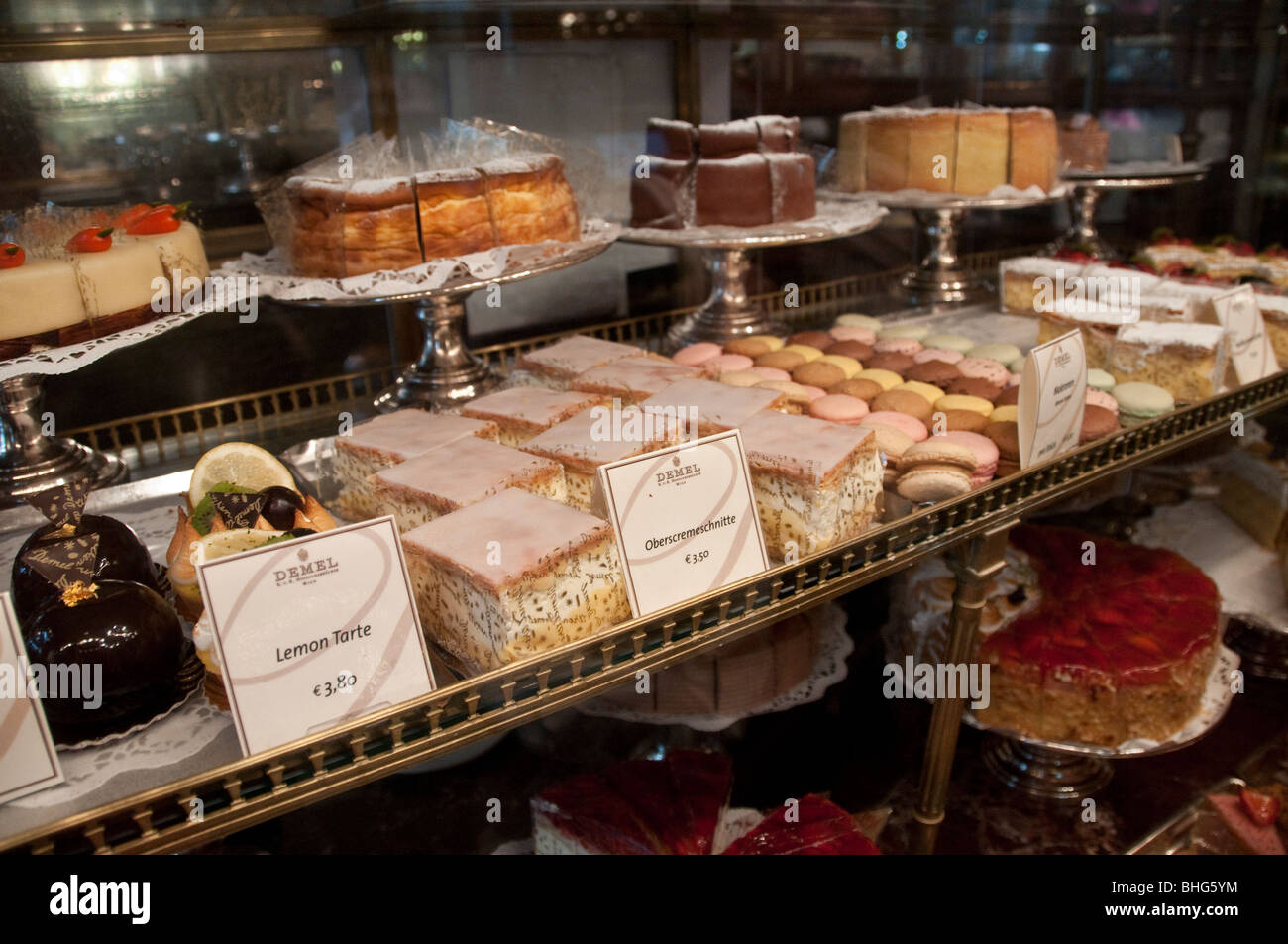 Demel shop vienna austria hi-res stock photography and images - Alamy