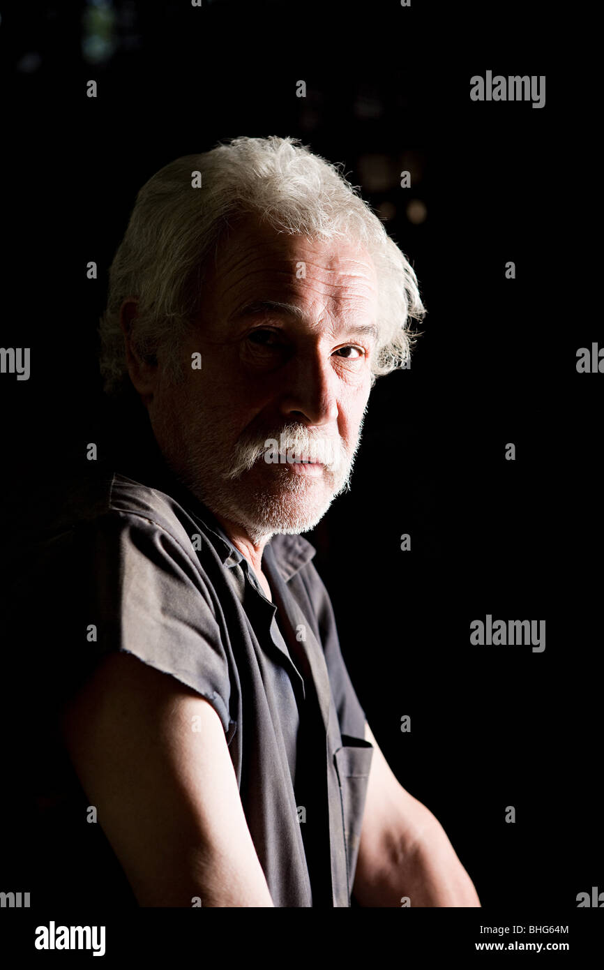 Portrait old man shadow hi-res stock photography and images - Alamy