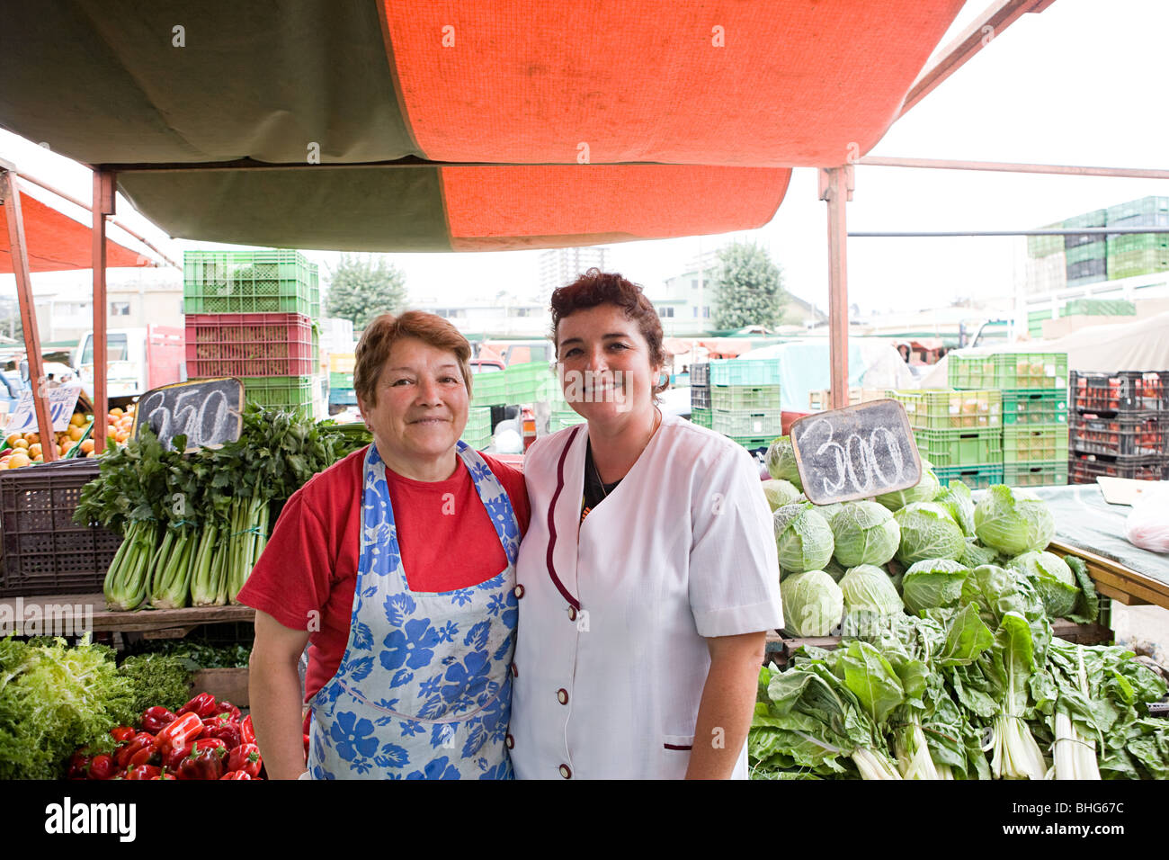 Female traders hi-res stock photography and images - Alamy