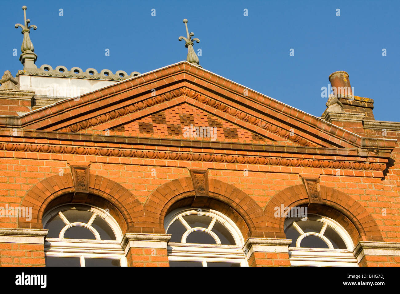 Brick pediment hi-res stock photography and images - Alamy
