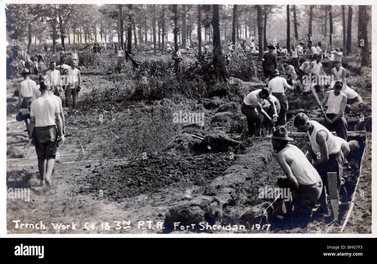 Digging Trench Stock Photos & Digging Trench Stock Images - Alamy