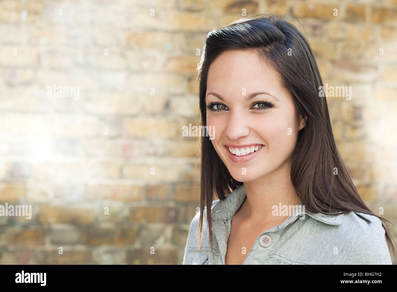 Street front structures hi-res stock photography and images - Alamy