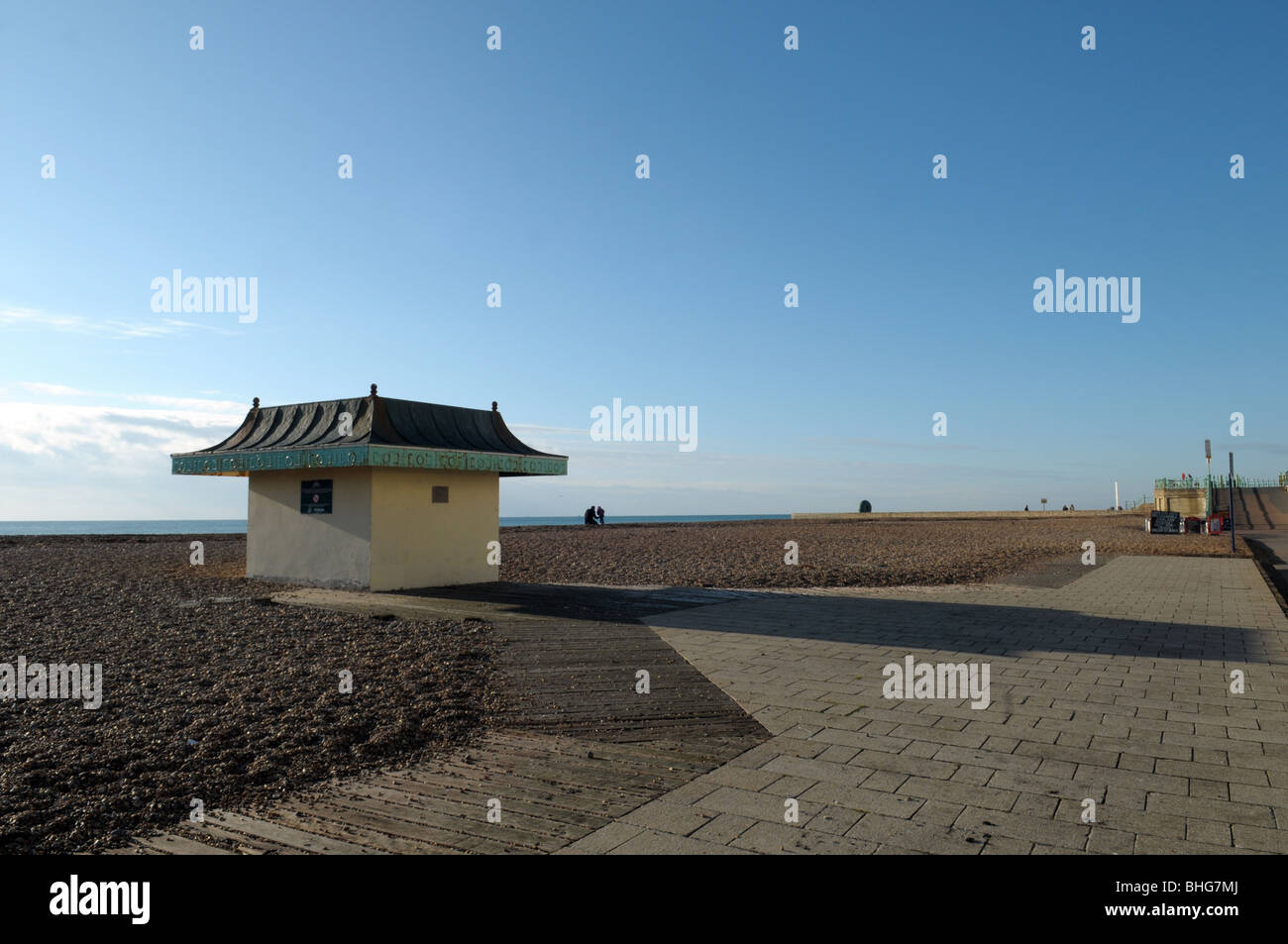 Hove seafront hi-res stock photography and images - Alamy