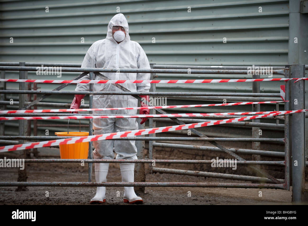 Bio Hazard Suit Stock Photos & Bio Hazard Suit Stock Images - Alamy