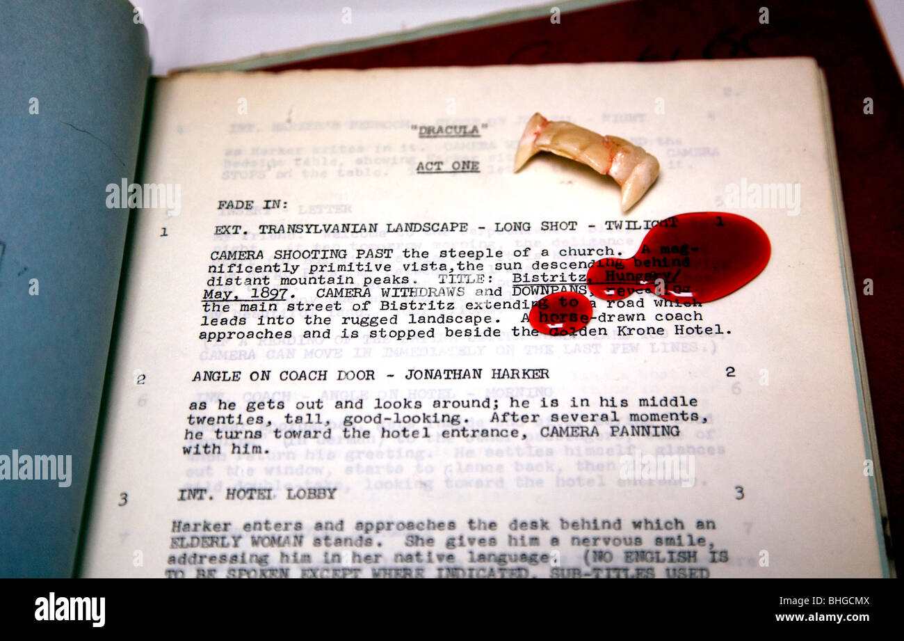 Horror film cinema hi-res stock photography and images - Alamy