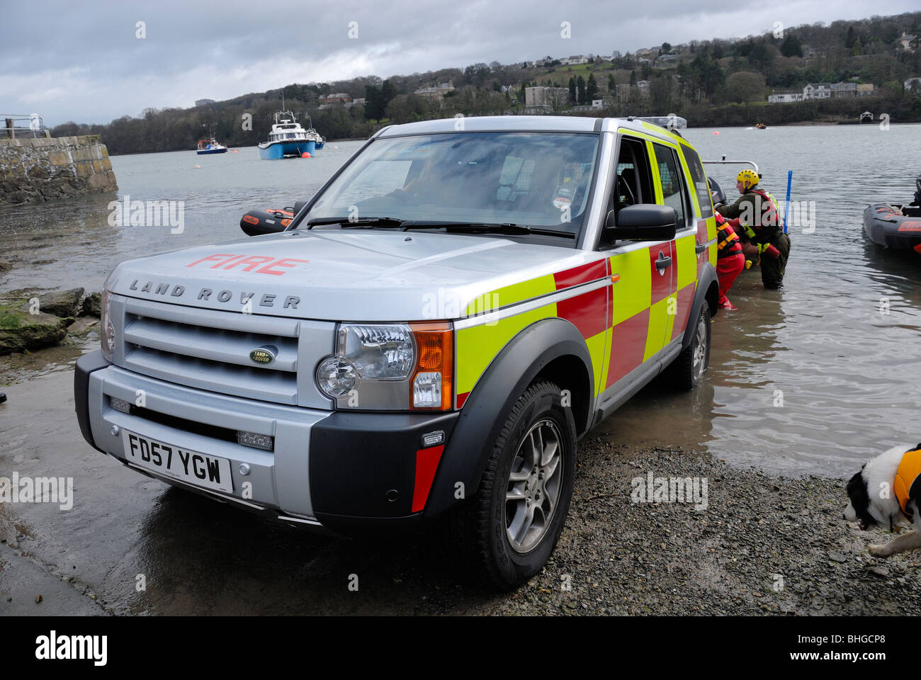 Fire Brigade Range Rover in silver grey Stock Photo - Alamy