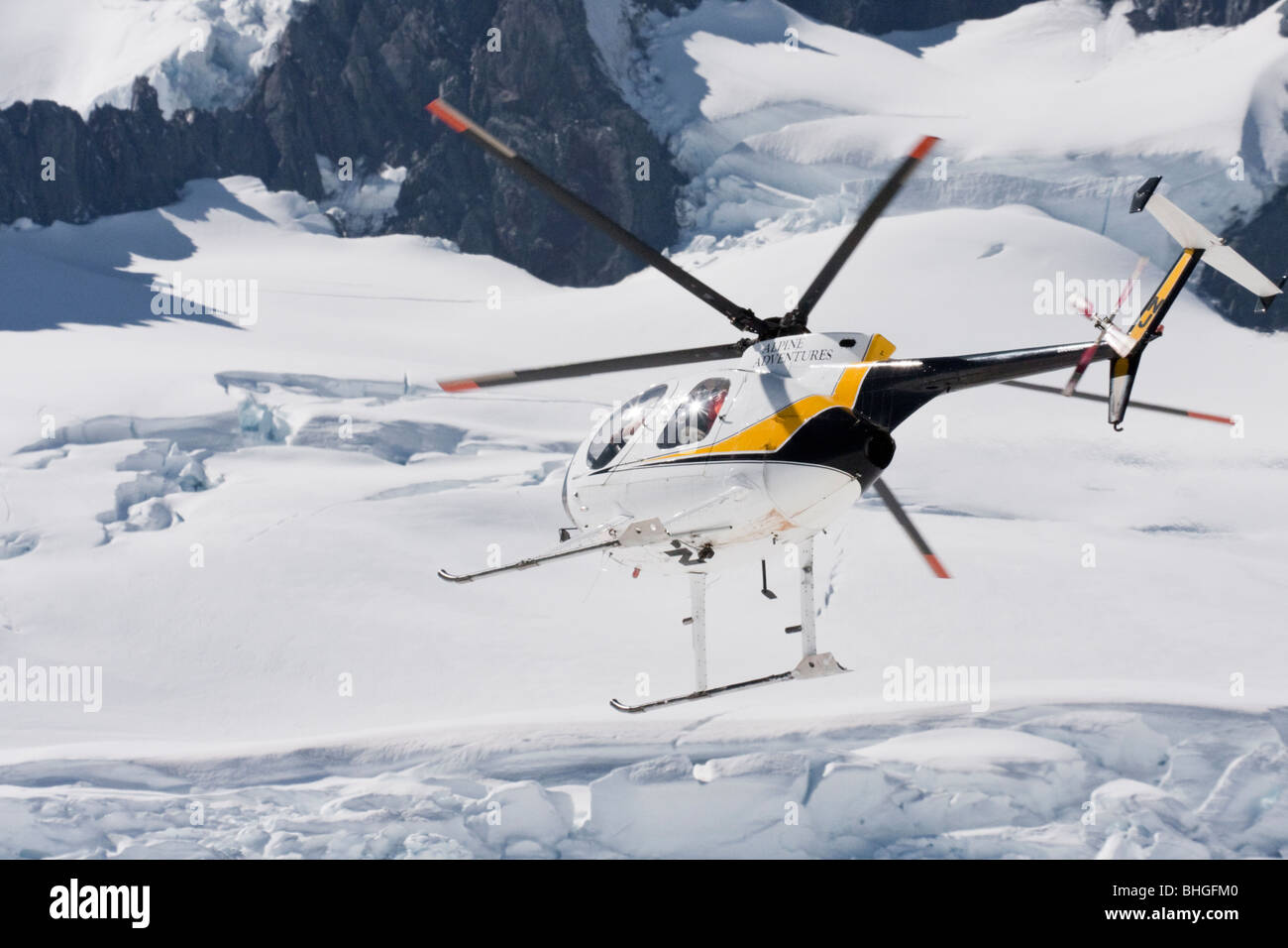 Flying over snow covered island hi-res stock photography and images - Alamy
