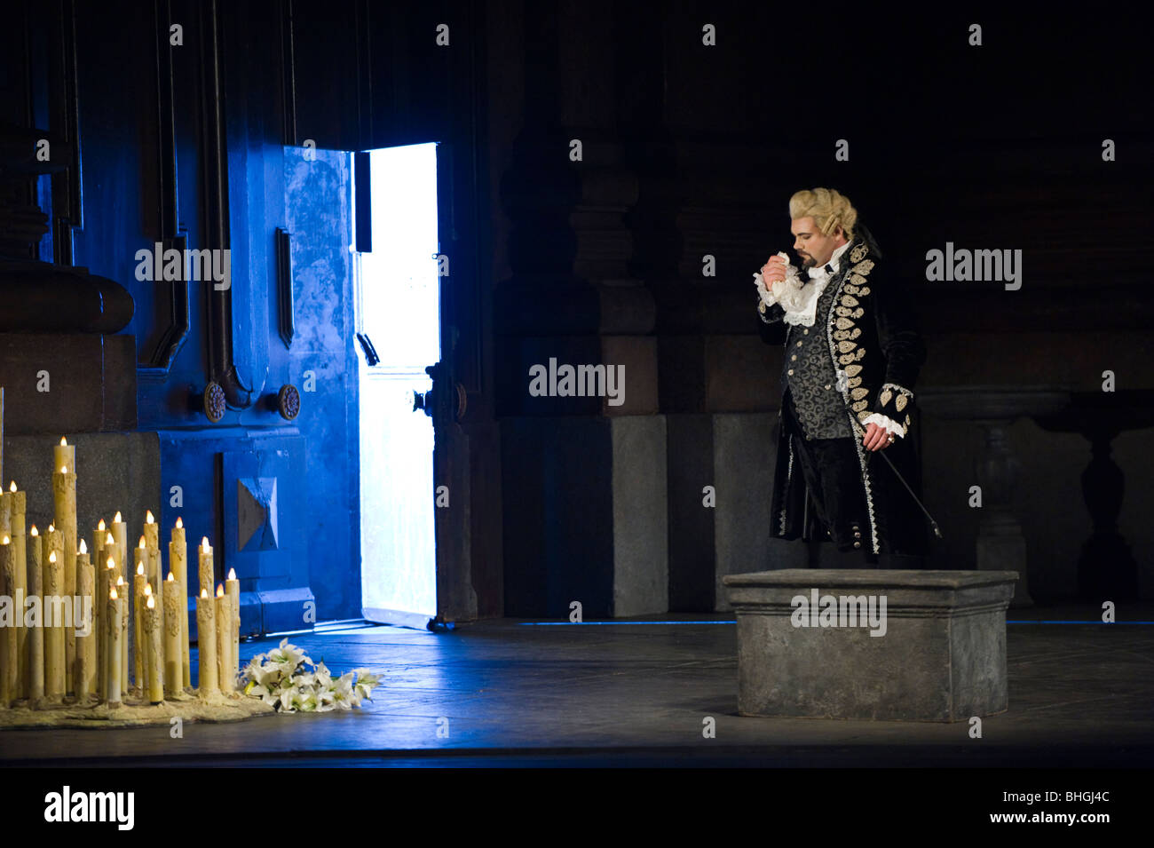 Puccini tosca hi-res stock photography and images - Alamy