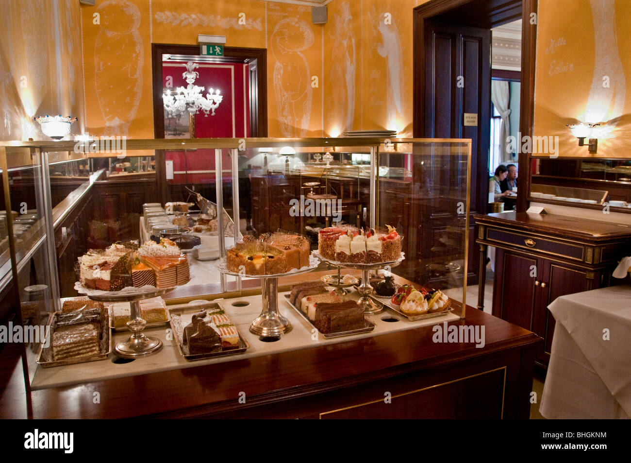 Demel cafe hi-res stock photography and images - Alamy