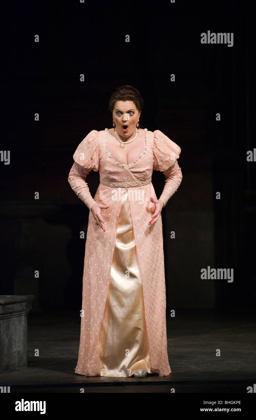 Tosca opera hi-res stock photography and images - Alamy