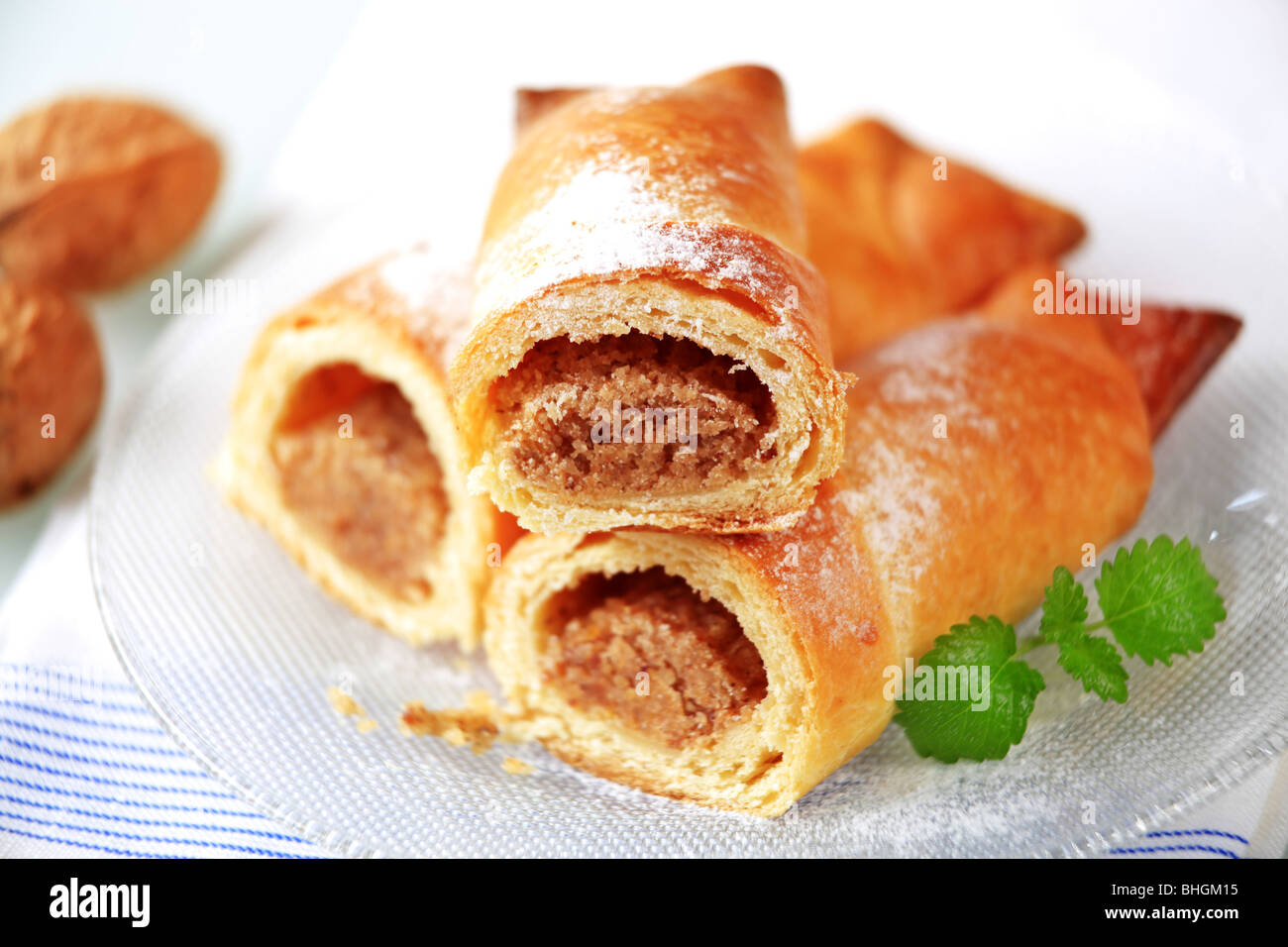 Walnut sweet pastry hi-res stock photography and images - Alamy
