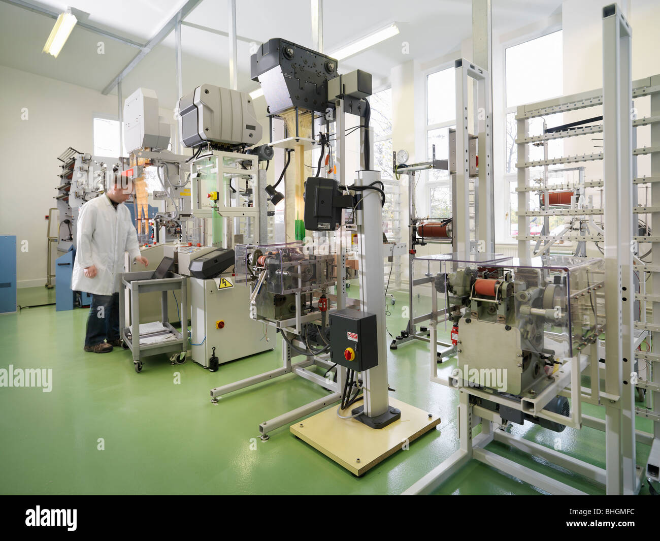 Weaving Machinery High Resolution Stock Photography and Images - Alamy