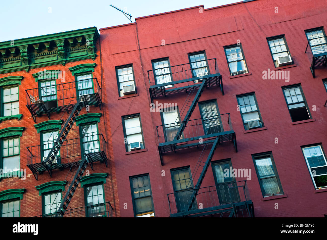 Old brick apartment buildings in a big city Stock Photo - Alamy