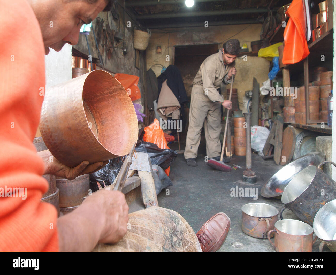 Metalwork metal worker metal workers hi-res stock photography and ...