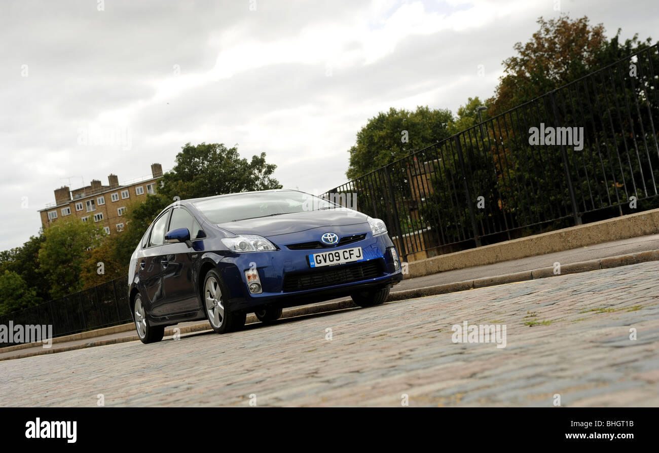 Prius logo hi-res stock photography and images - Alamy