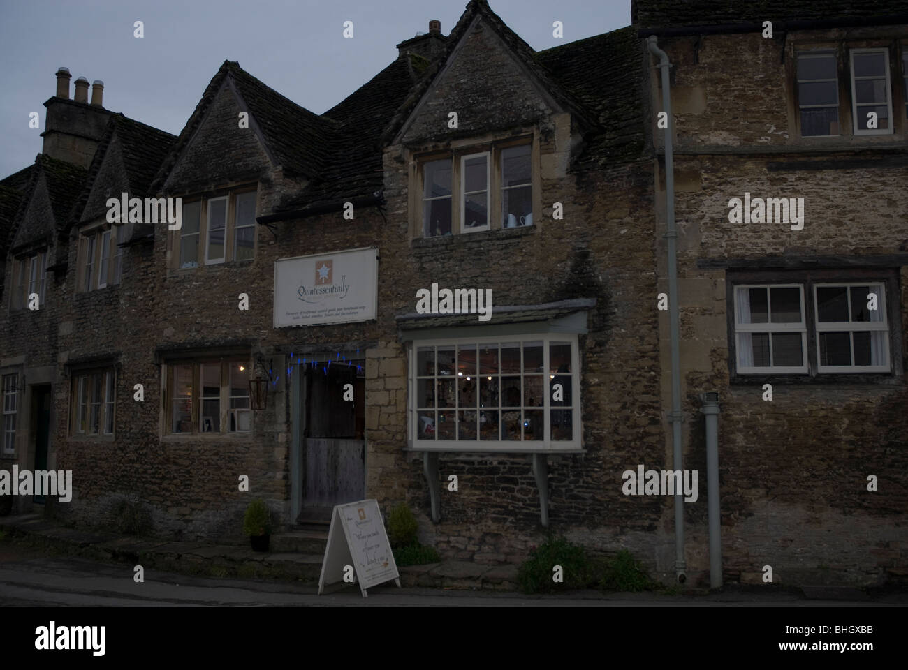 Quintessentially English shop in Lacock Village Wiltshire UK Stock ...