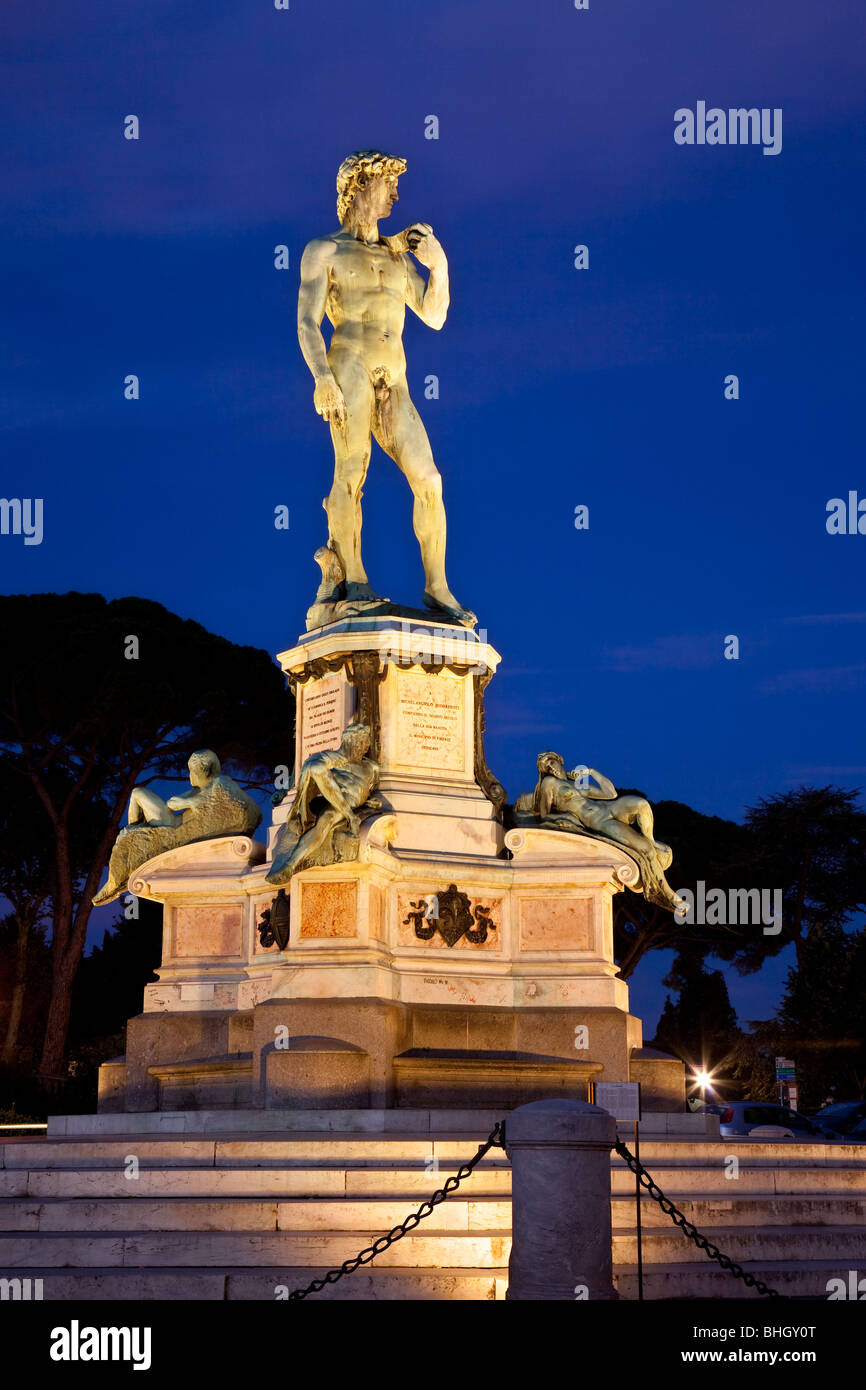 Sculpture dusk by michelangelo hi-res stock photography and images - Alamy