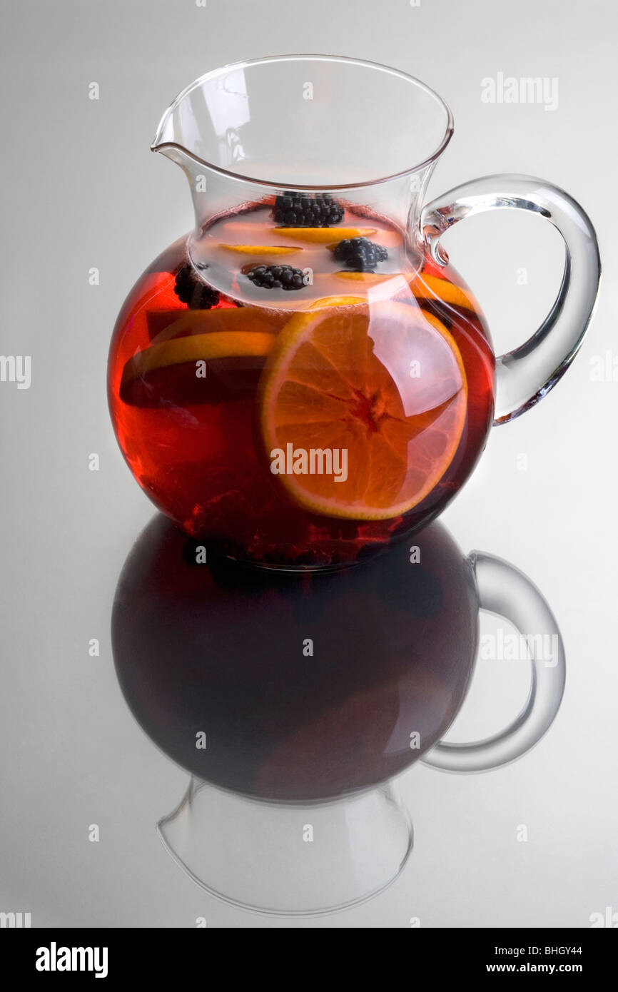 Sangria hi-res stock photography and images - Alamy