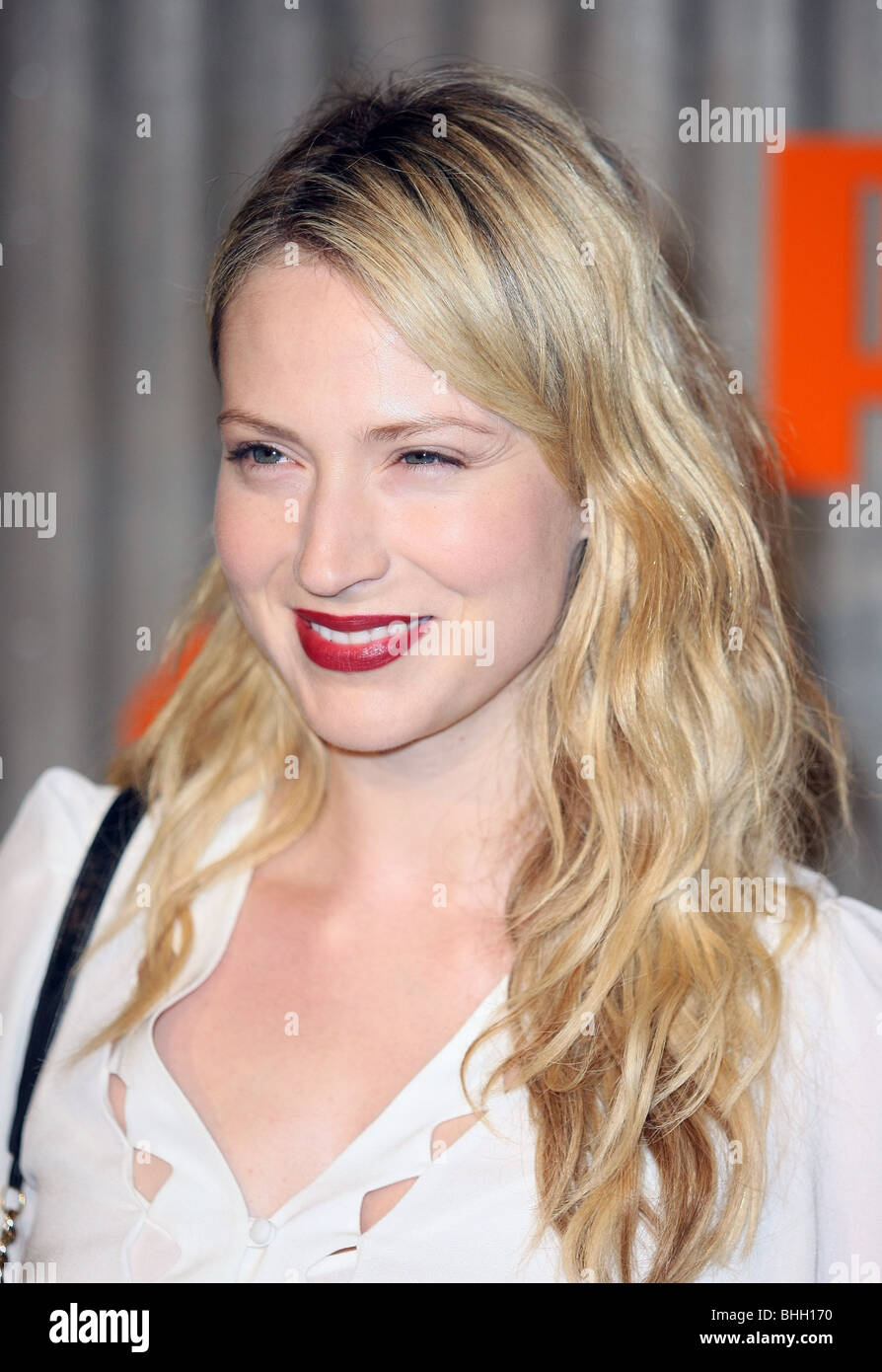 Beth Riesgraf Leverage Elevator