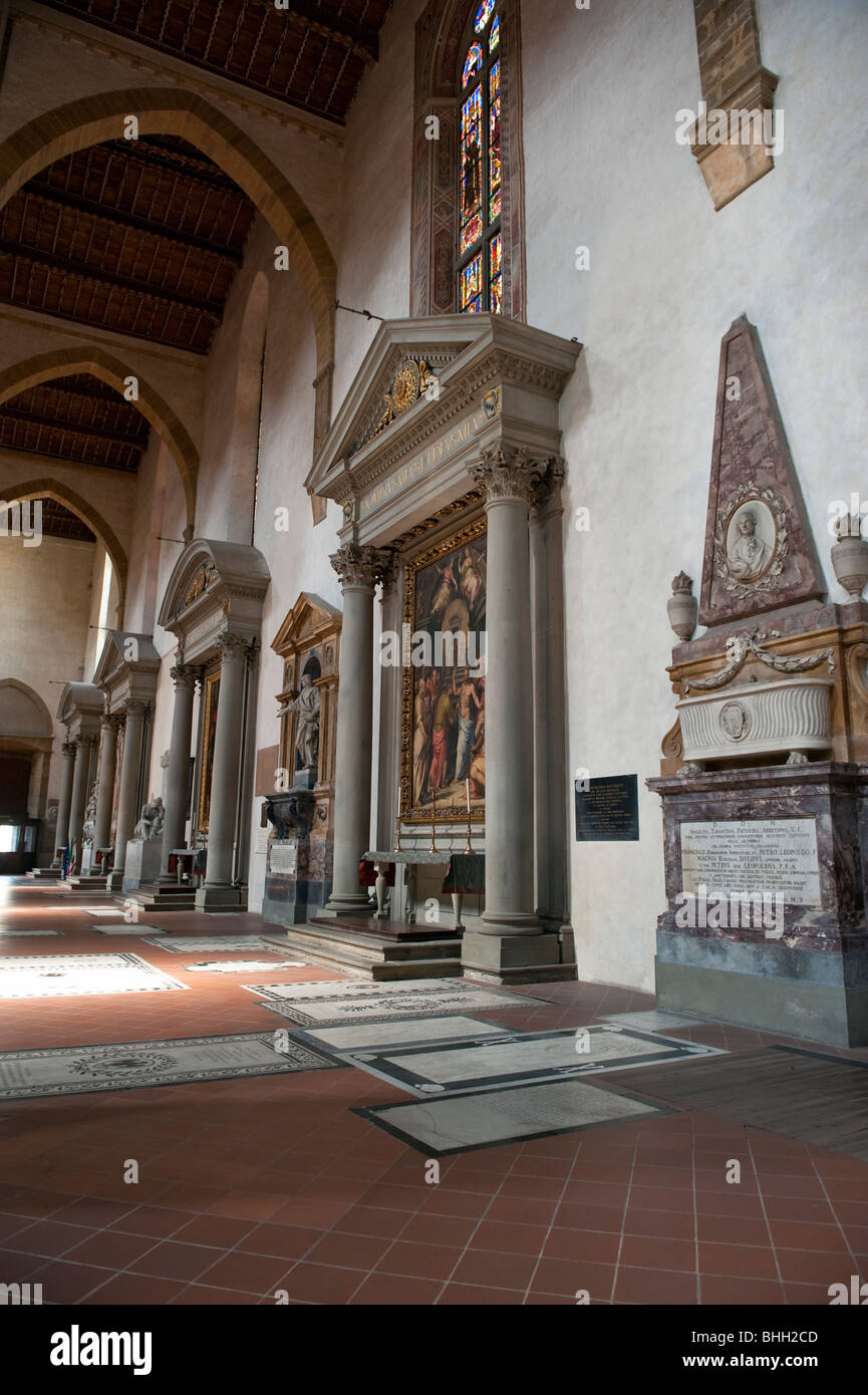Inside the Basilica of Santa Croce, Burial Place of Many Famous and ...
