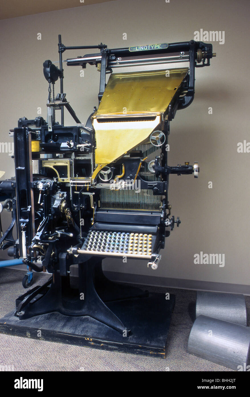 Linotype hi-res stock photography and images - Alamy