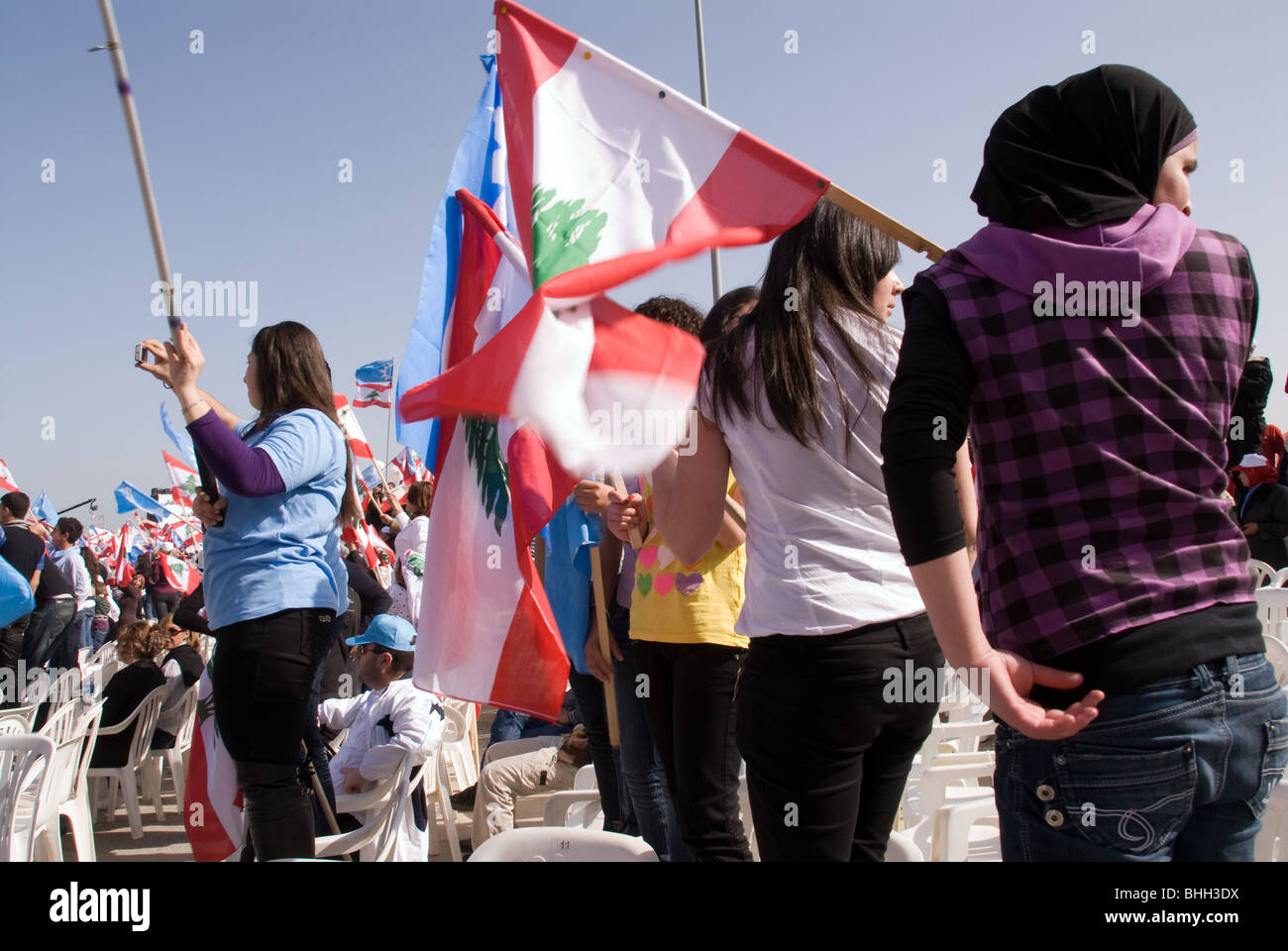 Hariri assassination hi-res stock photography and images - Alamy