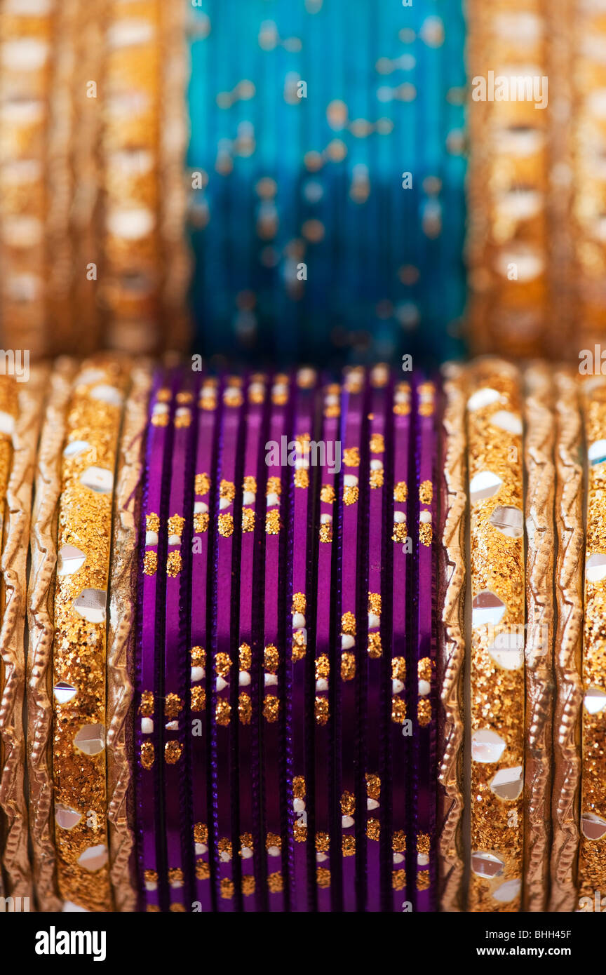 Gold jewellery india hi-res stock photography and images - Alamy