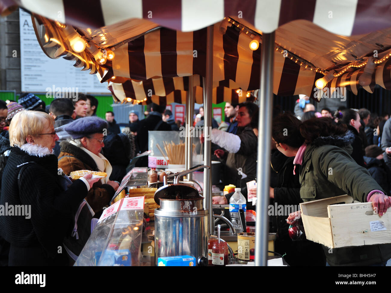 stand selling chocolate Stock Photo - Alamy