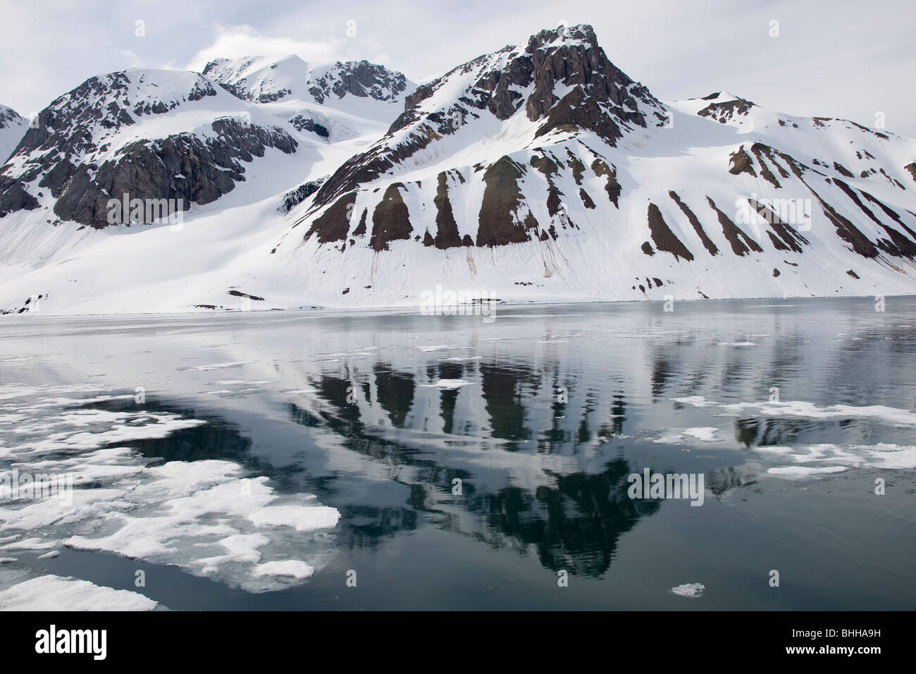 Svalbard images hi-res stock photography and images - Alamy