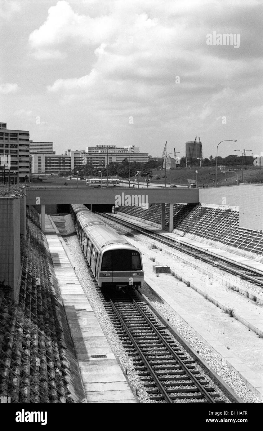 Singapore MRT in 1988 Stock Photo - Alamy