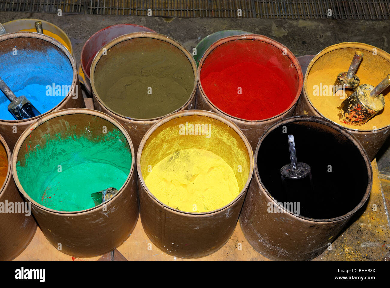 Paint variations hi-res stock photography and images - Alamy
