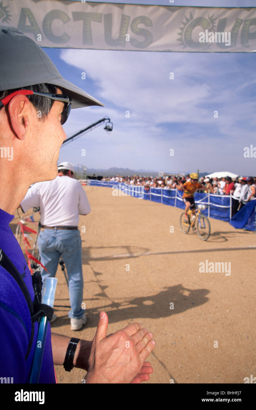 Fan clapping during Cactus Cup Stock Photo - Alamy