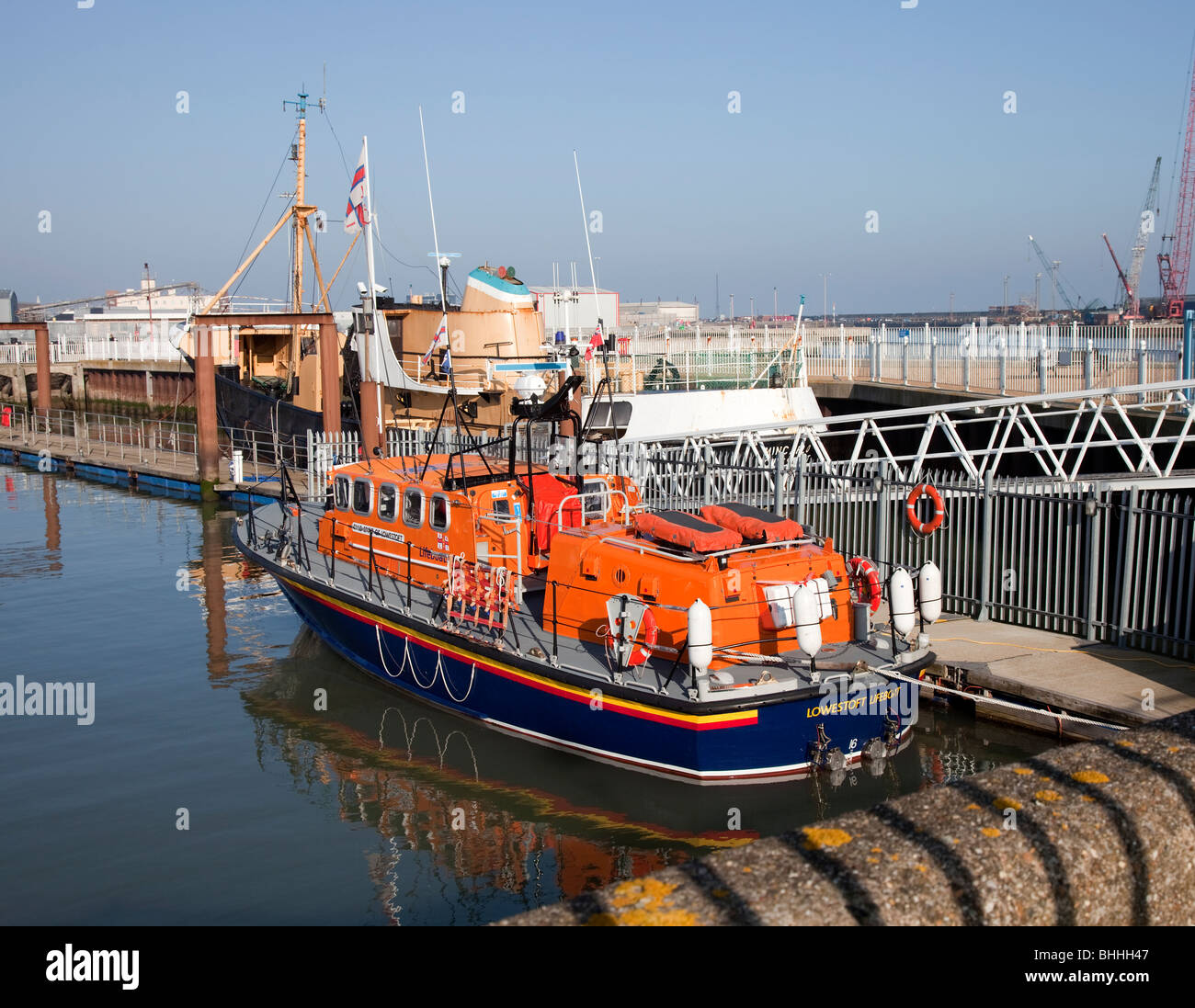 Lowestoft harbour fishing boat hi-res stock photography and images - Alamy
