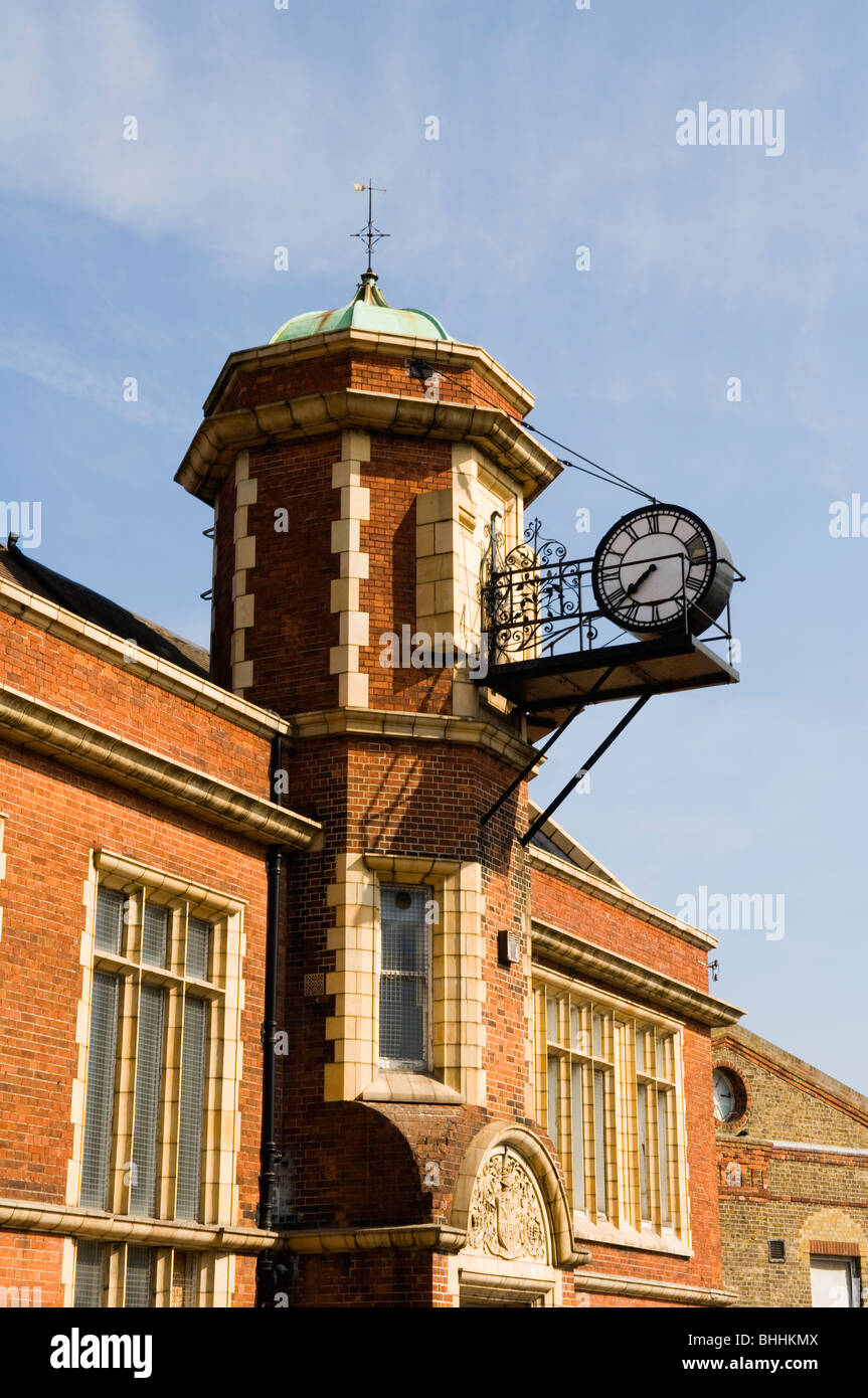 Disused gas works hi-res stock photography and images - Alamy