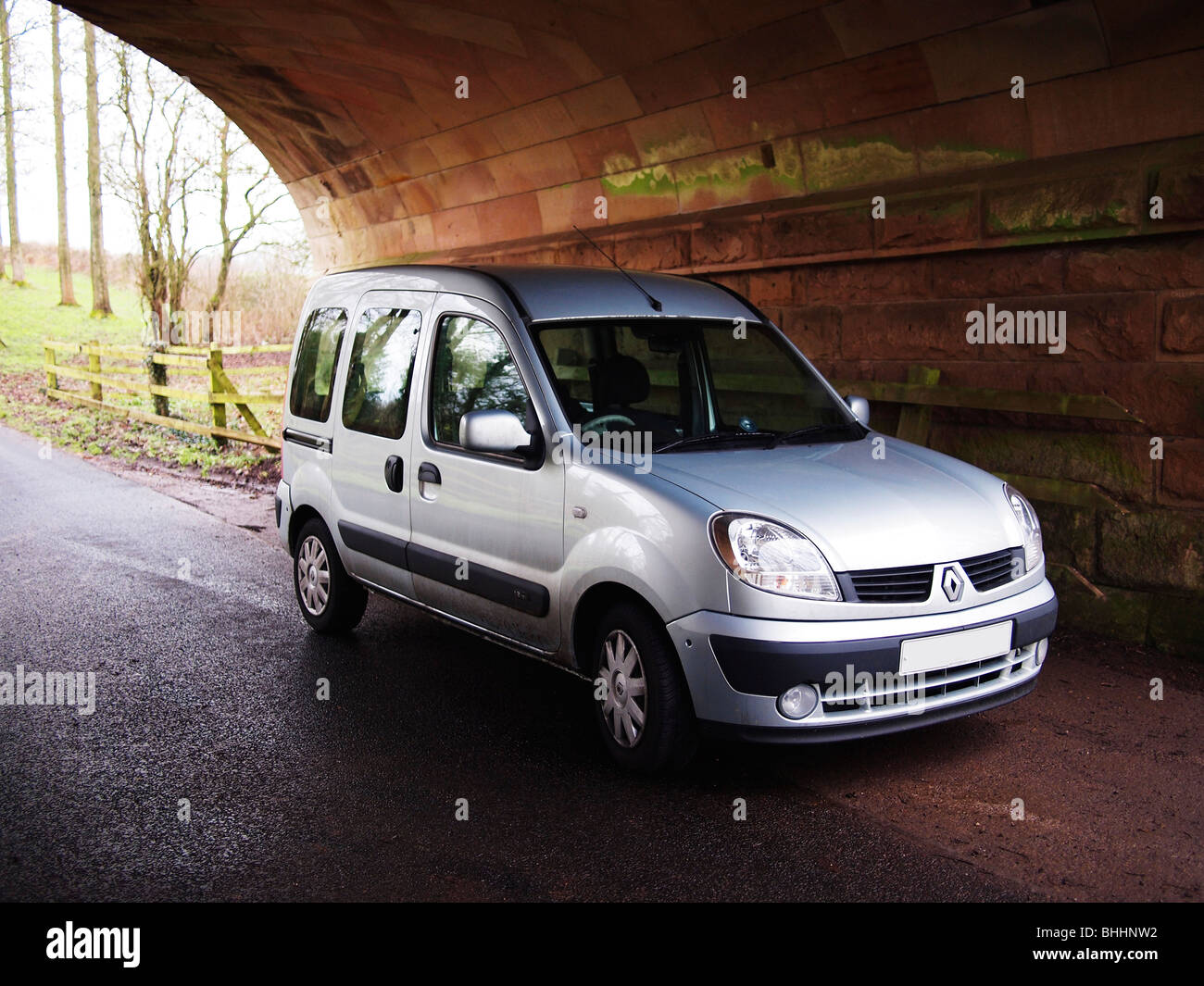 Kangoo hi-res stock photography and images - Alamy