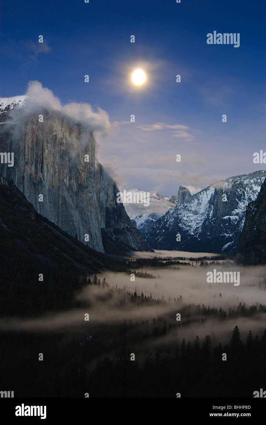 Moonrise moon hi-res stock photography and images - Alamy