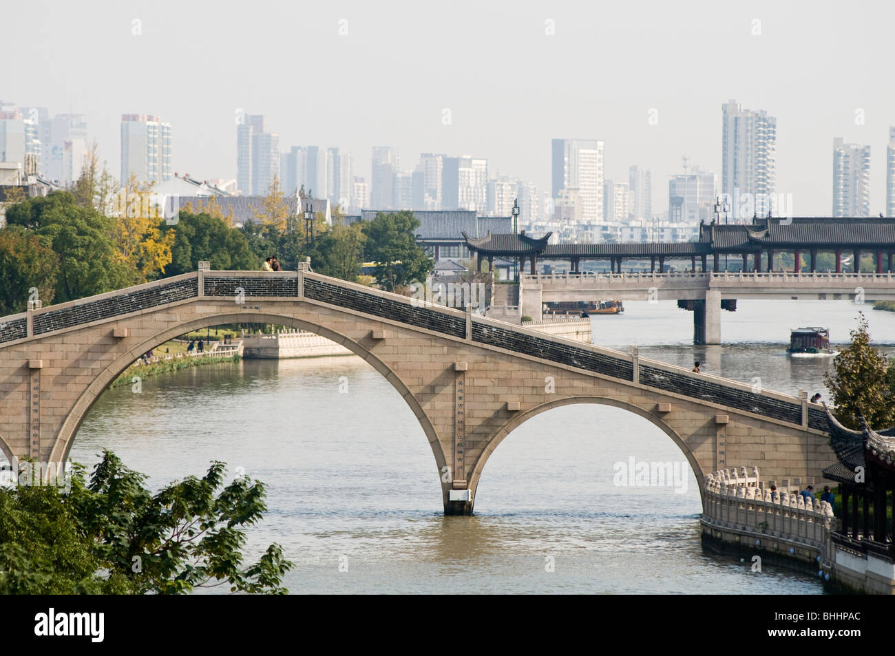 Suzhou bridge hi-res stock photography and images - Alamy